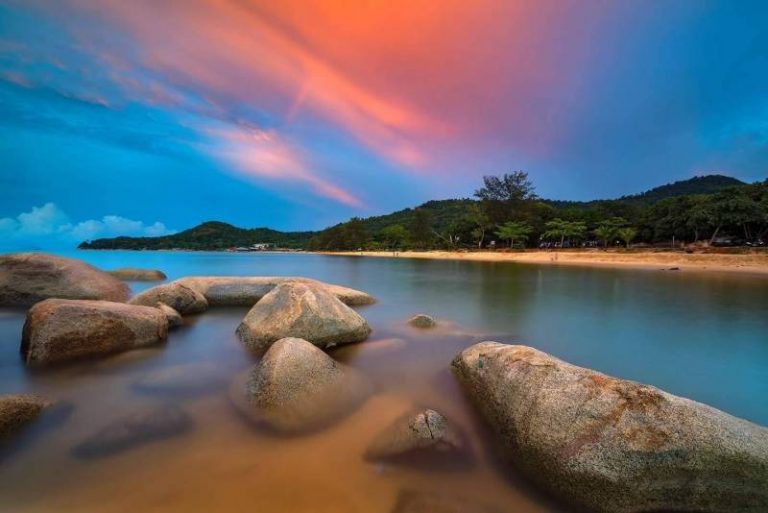 Paket Wisata Temajuk Beach Sambas - Amazing Borneo Indonesia